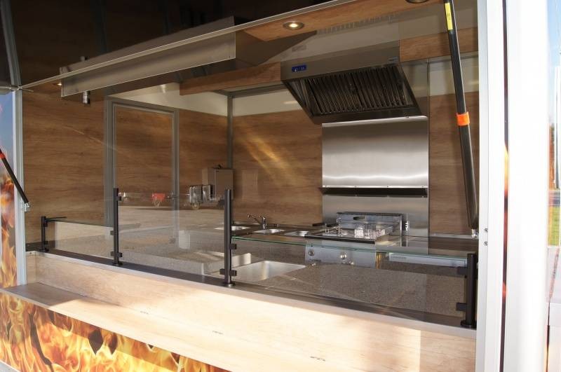 5,00m x 2,40m Veranda Trailer - Premium BBQ