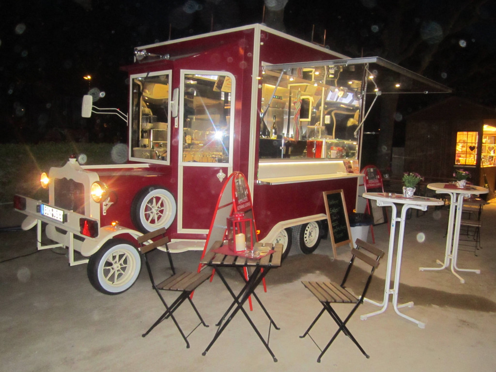 Nostalgie-Foodtruck-Trailer, Imbiss, Verkaufswagen