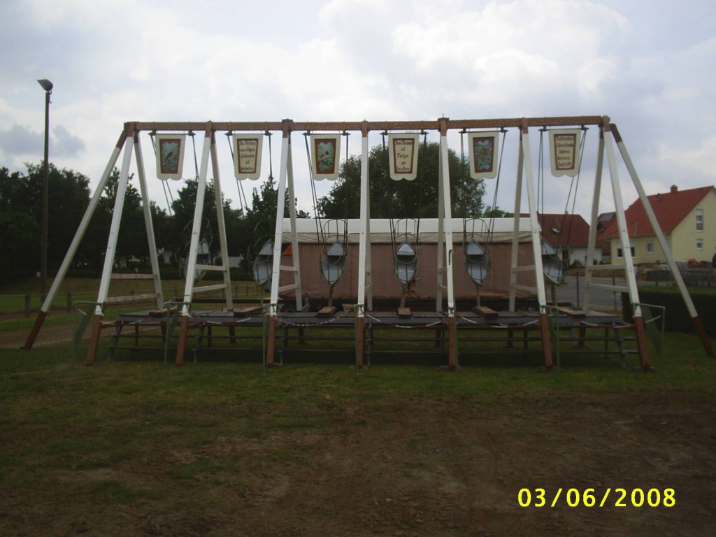 Schiffschaukel mit max. 8 Schiffen_ Gondel-Einzelverkauf an privat auch ...