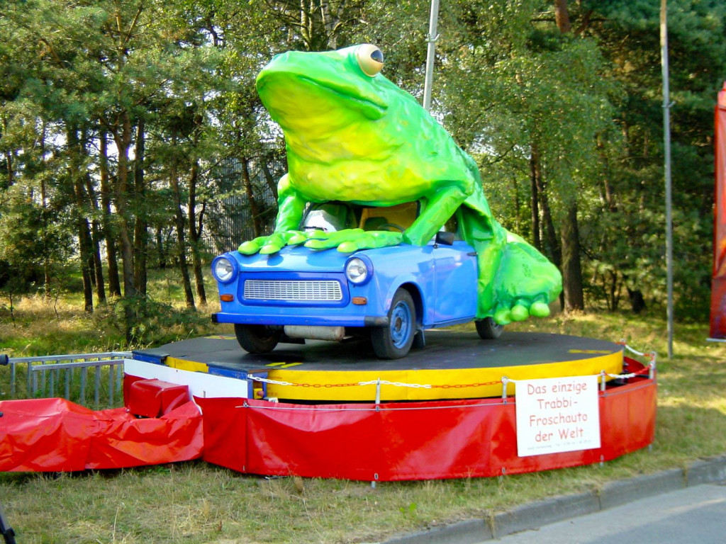 Frosch-Trabi - Froschauto - Frosch-Auto Trabant Trabi als Showcar - ein ...