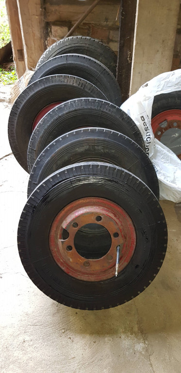 Verkaufe MICHELIN 700 R12 XTA