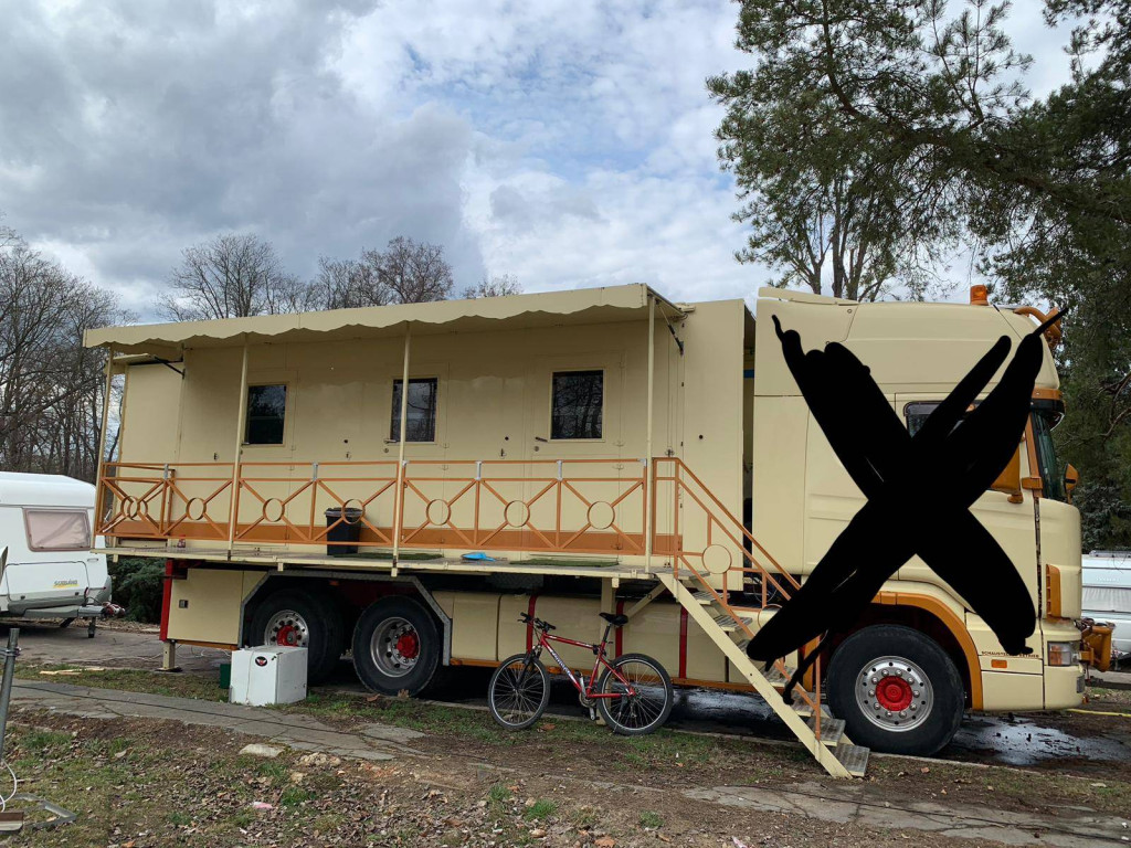 Mannschaftswagen BDF Container