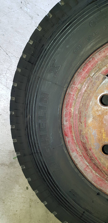 Michelin 700 R12 XTA Guter Zustand