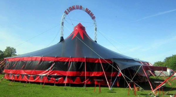 ZIRKUS ZELT Ø26