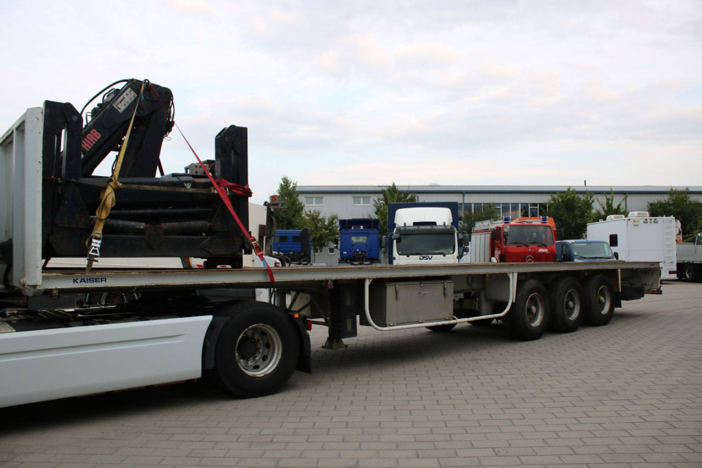 Kranauflieger Kaiser mit Hiab Kran mit Eigenem Antrieb