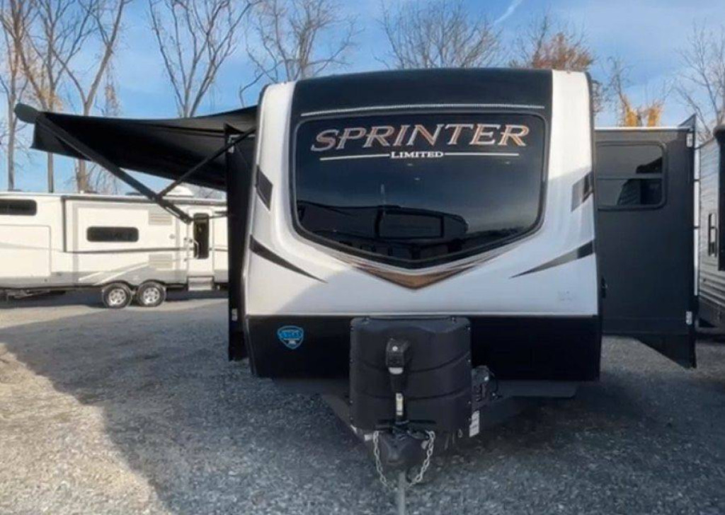 US Wohnwagen NEW 2022 KEYSTONE RV SPRINTER LIMITED 333FKS
